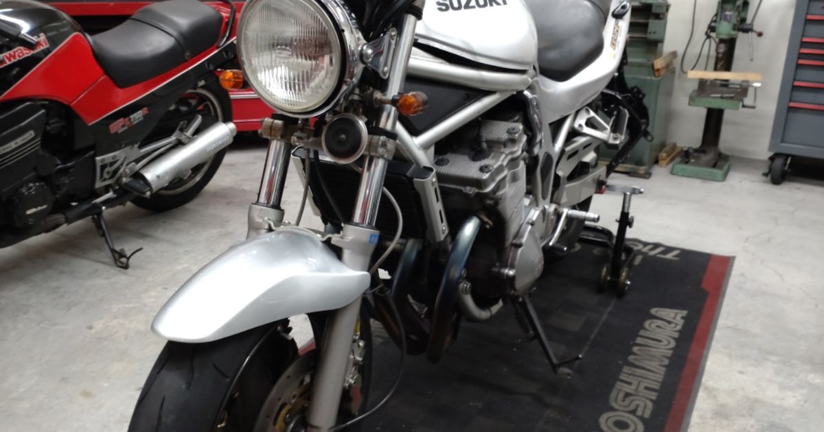 GSF750 ヨシムラTMR-MJNとウオタニSP2を装着①